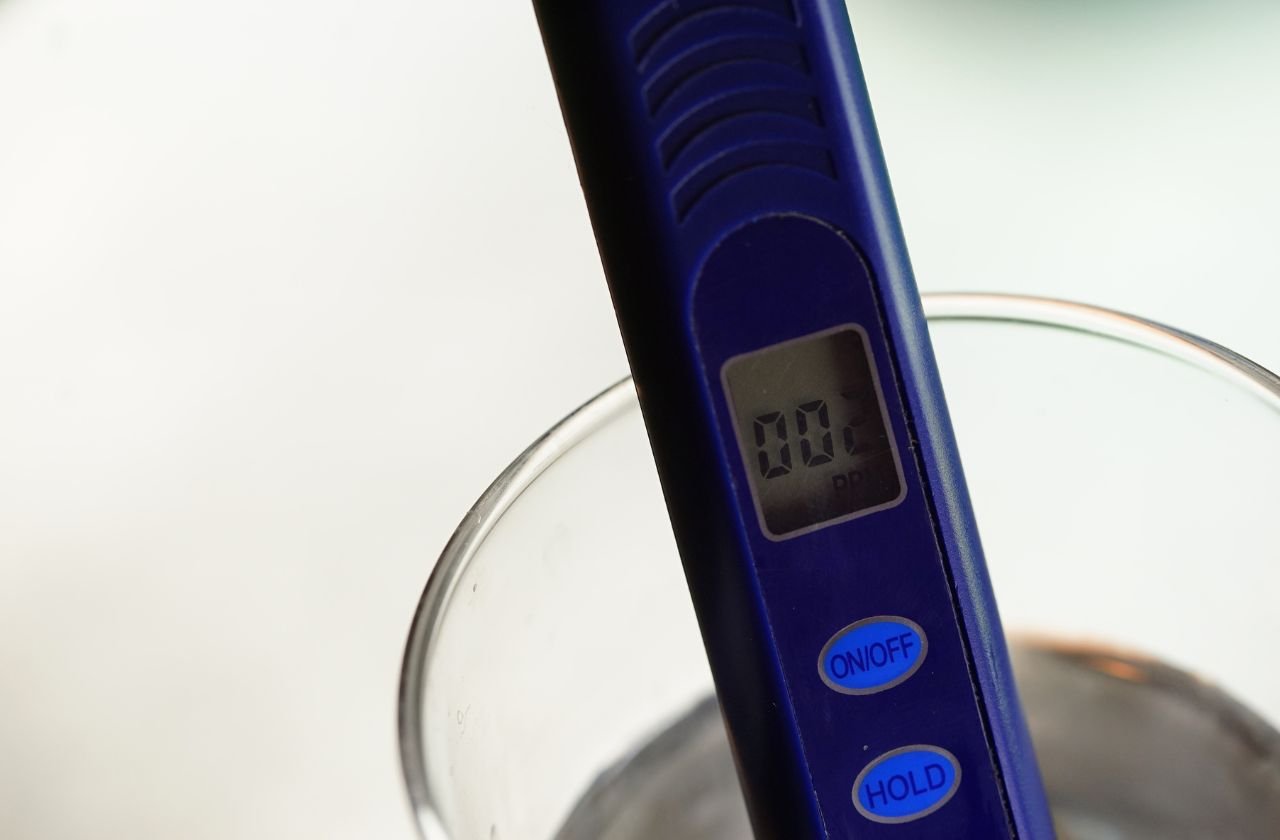 What Is EC In Hydroponics? - MyGreenTerra